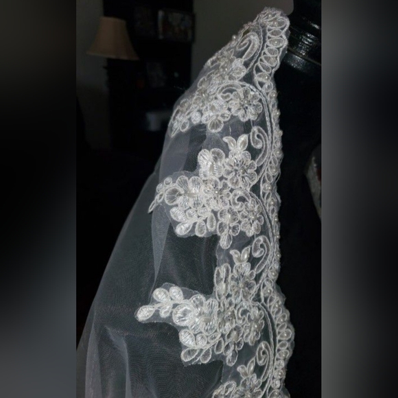 David's Bridal | Dresses | Wedding Vail 3 Ft | Poshmark